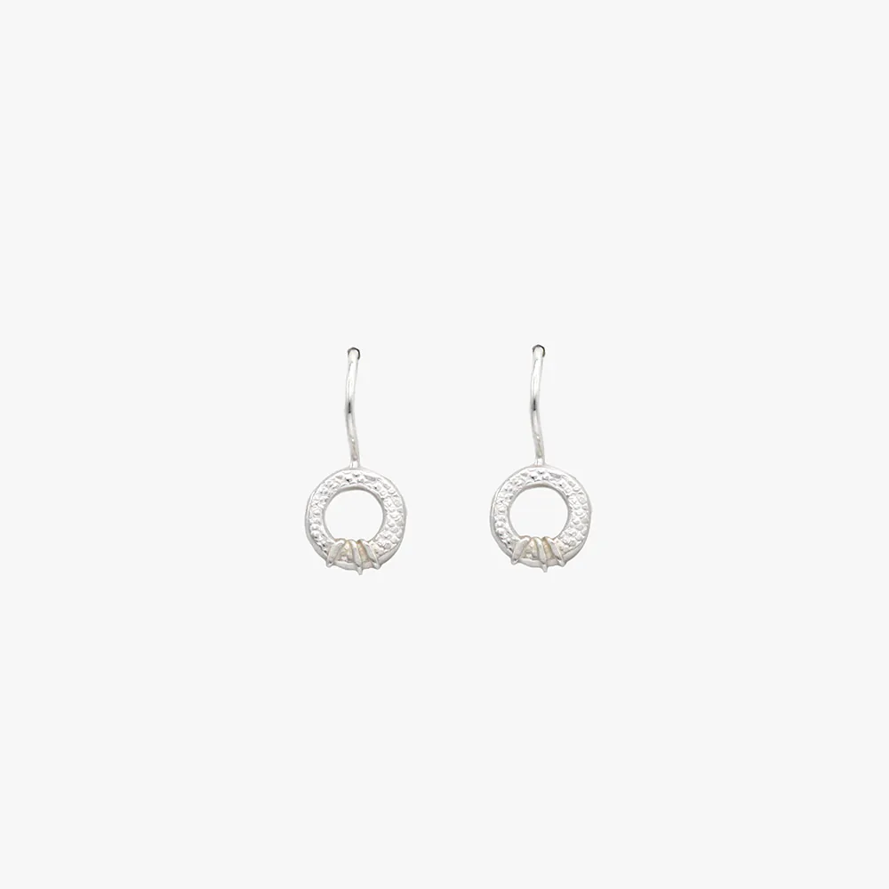 Adele Taylor – Silver Circle & Detail Drop Earring – Armed & Gorgeous